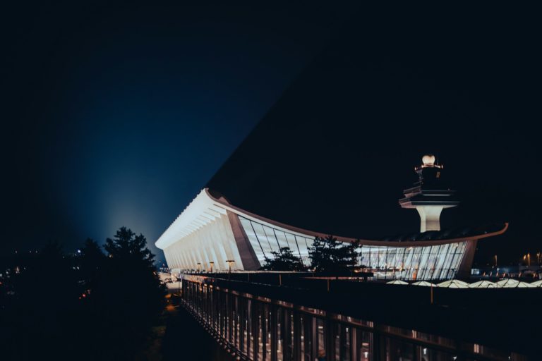 Your Ultimate Guide to Dulles International Airport (IAD) - Airport ...